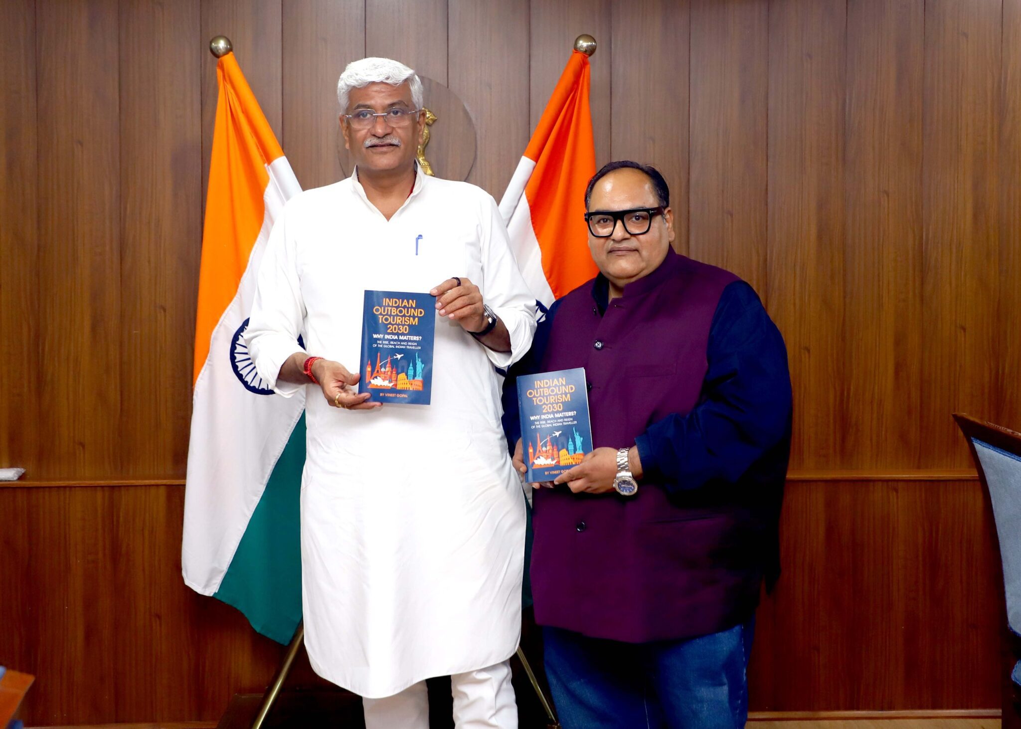 Shri Gajendra Singh Shekhawat launches Vineet Gopal’s book